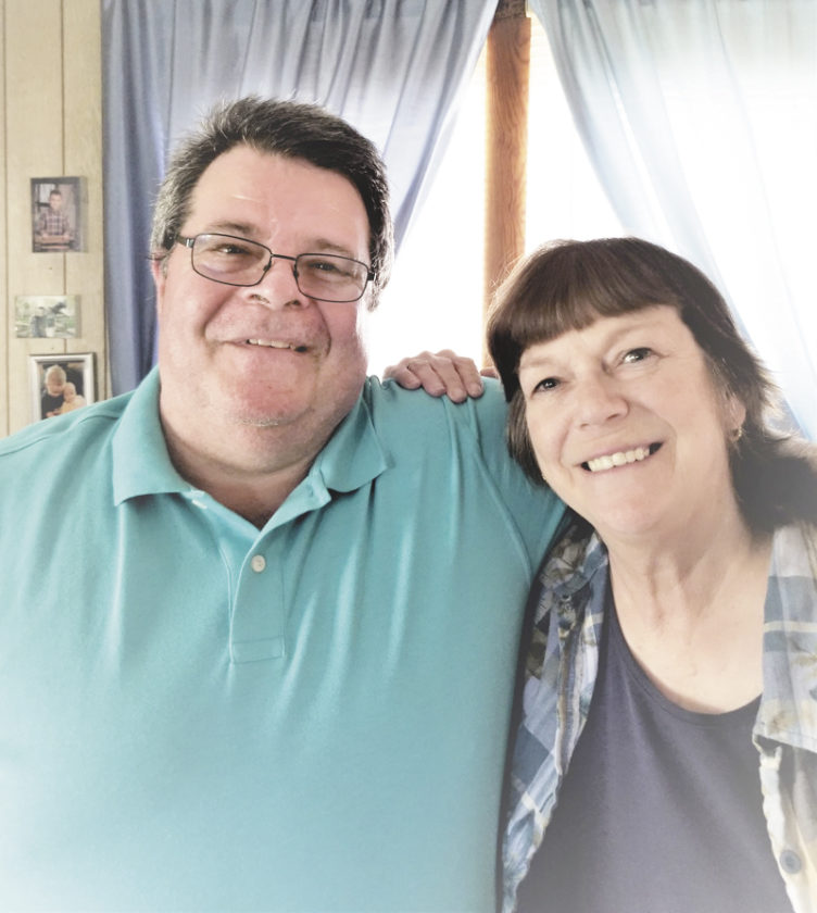 Maroneys celebrate 40th anniversary | News, Sports, Jobs - The Sentinel